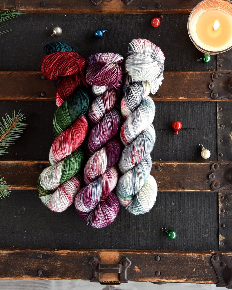 Bright speckled Christmas Yarn, Hand dyed yarn for christmas ...